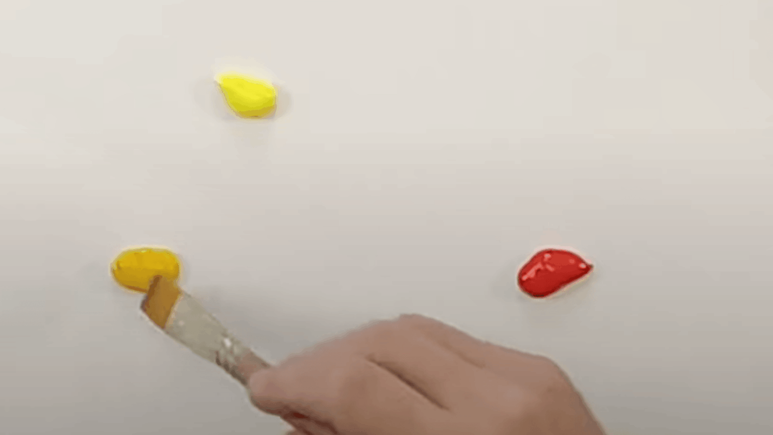 How to Make Orange Paint Easily at Home - Making Art Fun